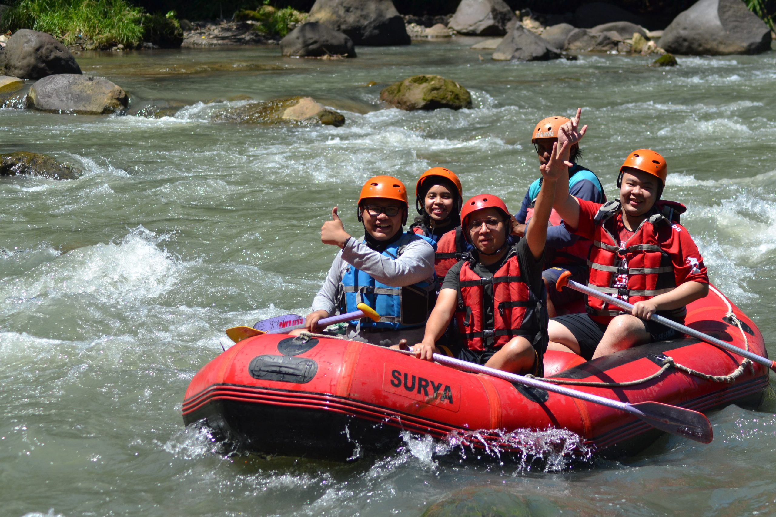 Gathering 2019 : Serunya Arung Jeram di Sungai Citra Elo Magelang - PT ...